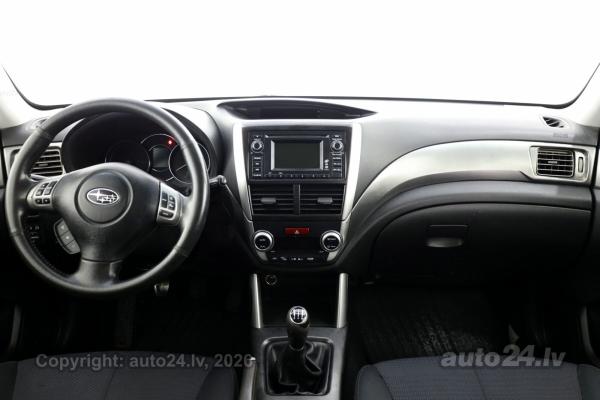 Zaļš Subaru Forester 2012 Tallina, ar dzinēja tilpumu 2.00 L un nobraukumu 288 tūkst. km par 2199 €, foto 5 vietnē AUTOMOTO.COM.LV