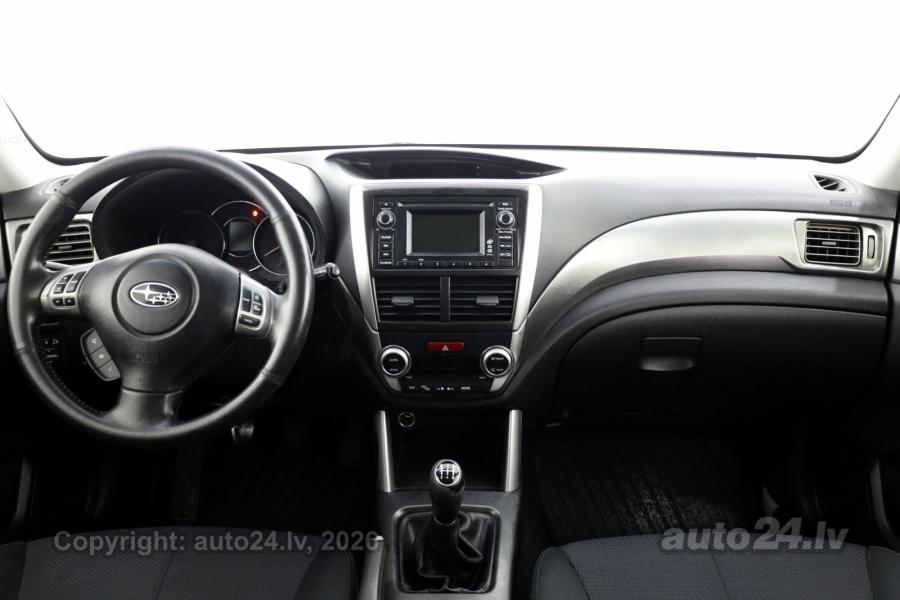 Zaļš Subaru Forester 2012 Tallina, ar dzinēja tilpumu 2.00 L un nobraukumu 288 tūkst. km par 2199 €, foto 6 vietnē AUTOMOTO.COM.LV