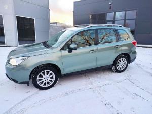 Green Subaru Forester 2016 in Utena, with an engine capacity of 2.00 L and mileage of 219 thousand km for 7900 €, photo 7 on AUTOMOTO.COM.LV