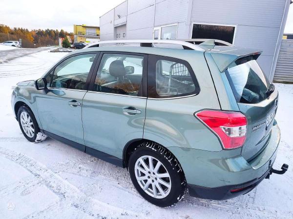 Zaļš Subaru Forester 2016 Utena, ar dzinēja tilpumu 2.00 L un nobraukumu 219 tūkst. km par 7900 €, foto 8 vietnē AUTOMOTO.COM.LV