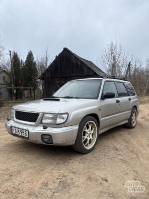 Grey Subaru Forester 1998 in Moletai, with an engine capacity of 2.00 L and mileage of 343 thousand km for 1950 €, photo  on AUTOMOTO.COM.LV