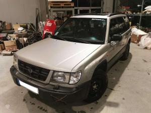 Pelēks Subaru Forester 1999 Kauņa, ar dzinēja tilpumu 1.99 L un nobraukumu 140 tūkst. km par 1300 €, foto 7 vietnē AUTOMOTO.COM.LV