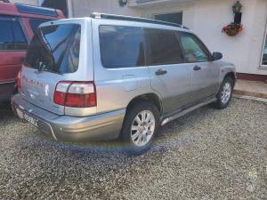 Grey Subaru Forester 2001 in Rokiskis, with an engine capacity of 1.99 L and mileage of 233 thousand km for 1750 €, photo 9 on AUTOMOTO.COM.LV