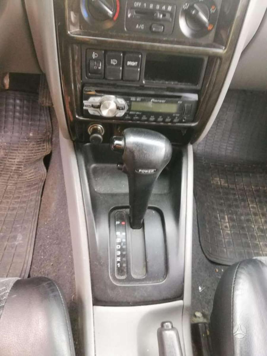 Grey Subaru Forester 2001 in Rokiskis, with an engine capacity of 1.99 L and mileage of 233 thousand km for 1750 €, photo 20 on AUTOMOTO.COM.LV