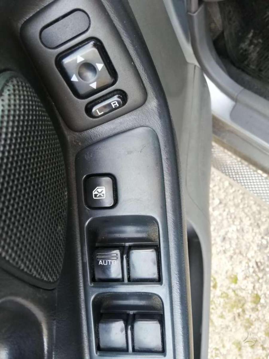 Grey Subaru Forester 2001 in Rokiskis, with an engine capacity of 1.99 L and mileage of 233 thousand km for 1750 €, photo 26 on AUTOMOTO.COM.LV