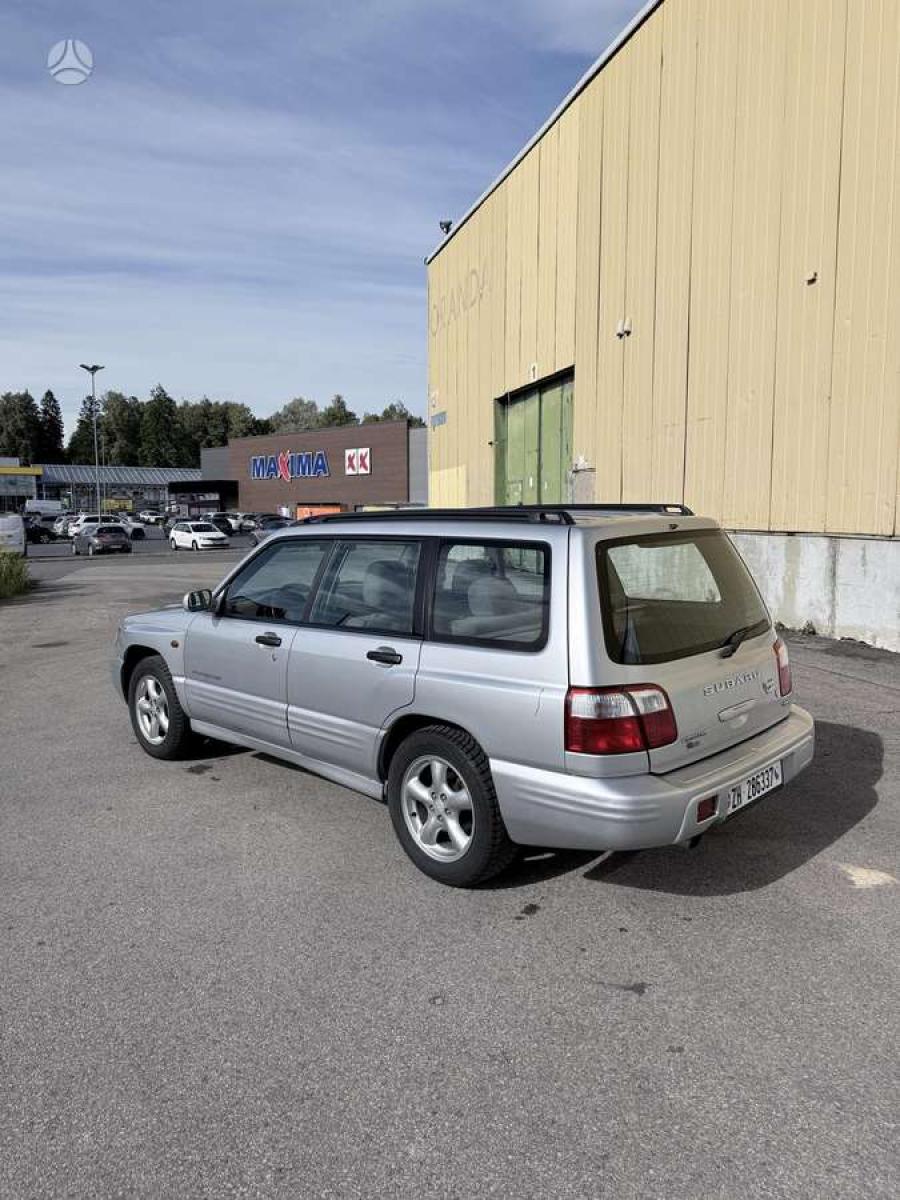 Pelēks Subaru Forester 2001 Viļņa, ar dzinēja tilpumu 2.00 L un nobraukumu 174 tūkst. km par 5150 €, foto 8 vietnē AUTOMOTO.COM.LV