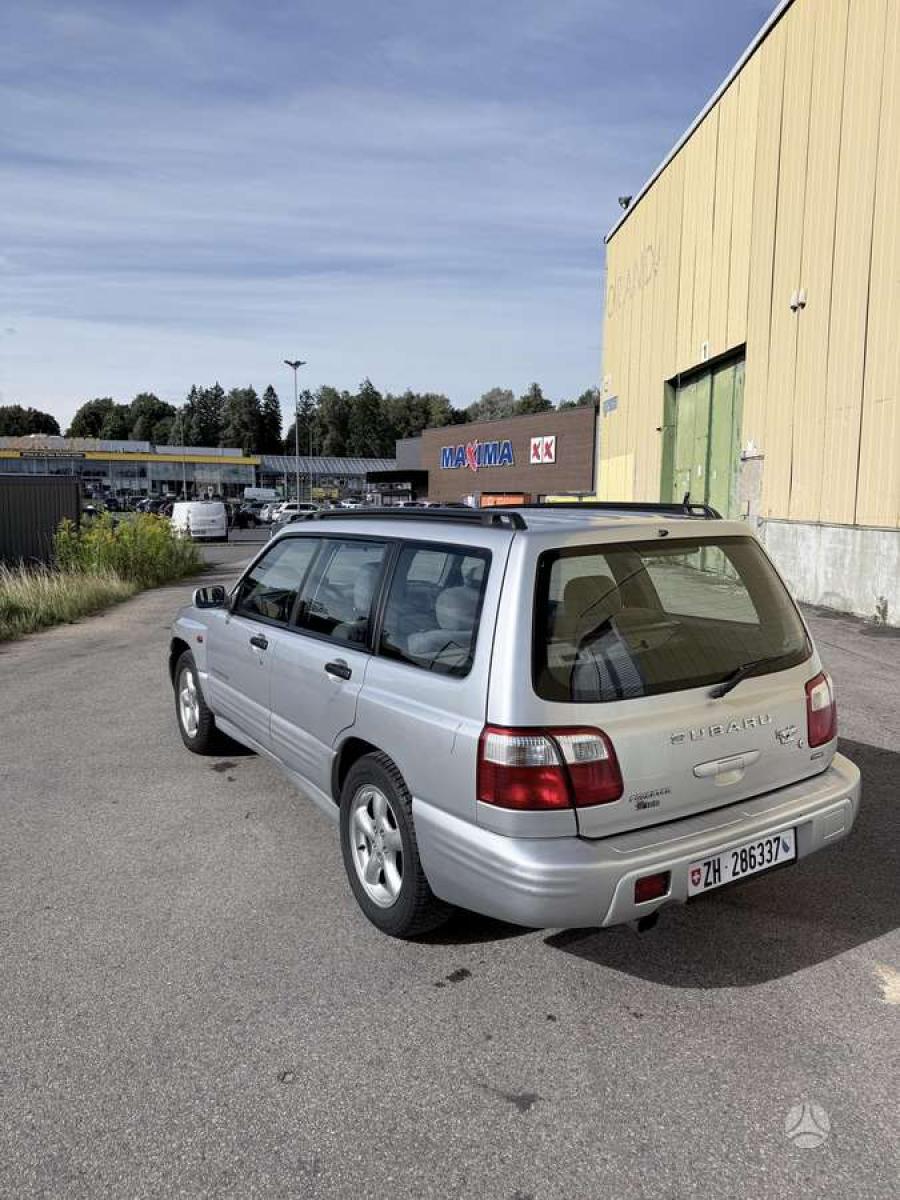 Pelēks Subaru Forester 2001 Viļņa, ar dzinēja tilpumu 2.00 L un nobraukumu 174 tūkst. km par 5150 €, foto 9 vietnē AUTOMOTO.COM.LV
