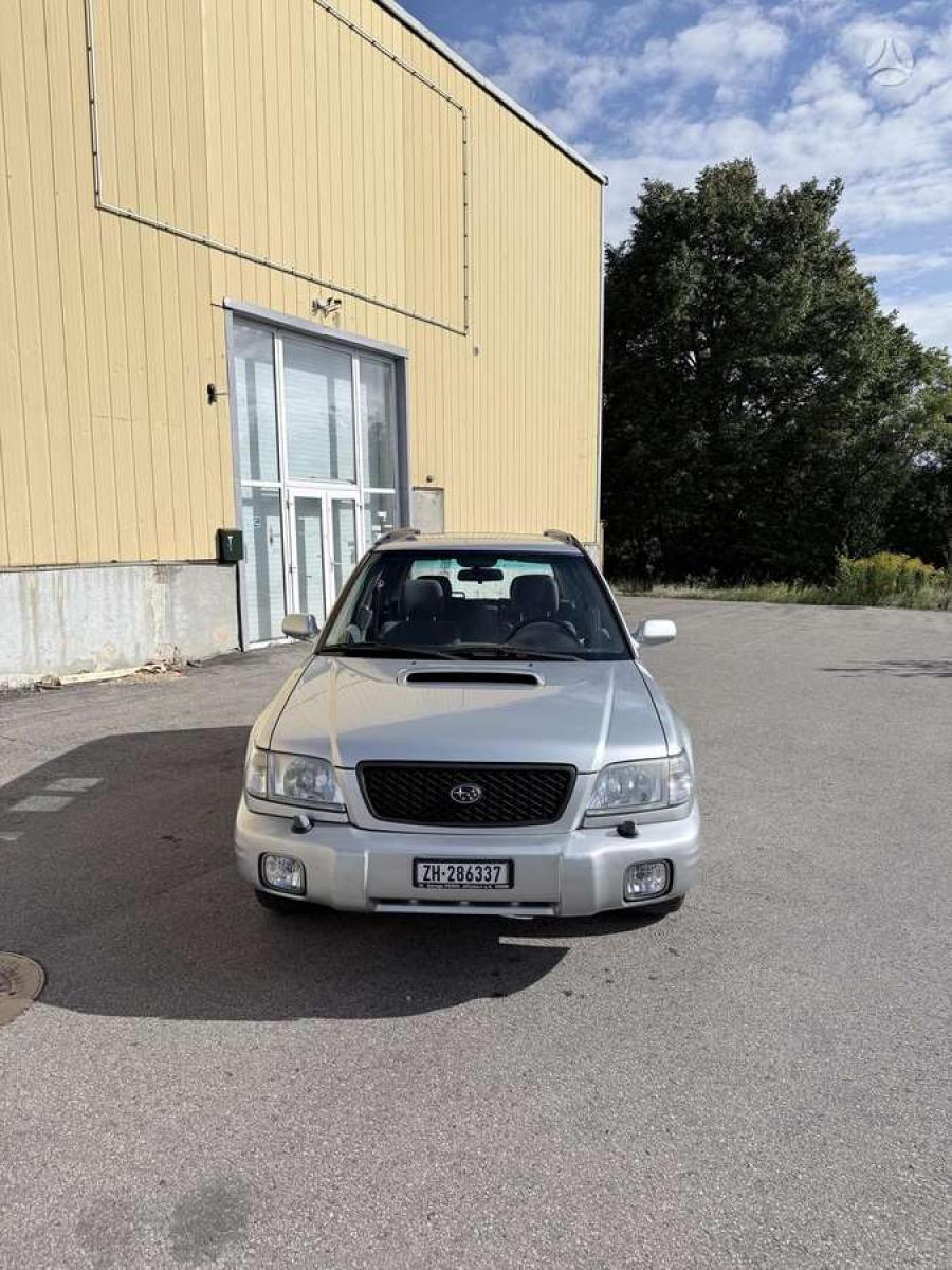 Pelēks Subaru Forester 2001 Viļņa, ar dzinēja tilpumu 2.00 L un nobraukumu 174 tūkst. km par 5150 €, foto 11 vietnē AUTOMOTO.COM.LV