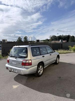 Pelēks Subaru Forester 2001 Viļņa, ar dzinēja tilpumu 2.00 L un nobraukumu 174 tūkst. km par 5150 €, foto 13 vietnē AUTOMOTO.COM.LV