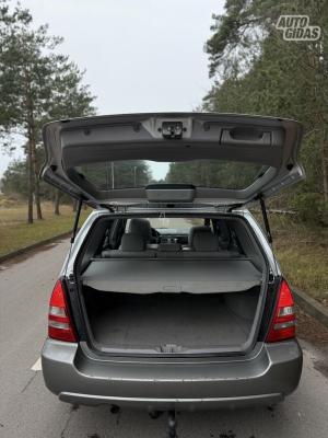 Grey Subaru Forester 2002 in Jurbarkas, with an engine capacity of 2.00 L and mileage of 246 thousand km for 2850 €, photo 12 on AUTOMOTO.COM.LV