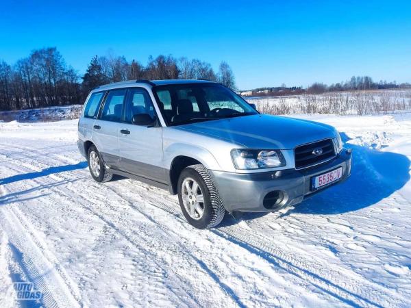 Pelēks Subaru Forester 2002 Tauragė, ar dzinēja tilpumu 2.00 L un nobraukumu 132 tūkst. km par 3700 €, foto 1 vietnē AUTOMOTO.COM.LV