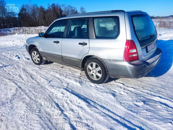 Pelēks Subaru Forester 2002 Tauragė, ar dzinēja tilpumu 2.00 L un nobraukumu 132 tūkst. km par 3700 €, foto 2 vietnē AUTOMOTO.COM.LV