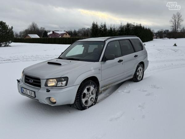 Pelēks Subaru Forester 2003 Tauragė, ar dzinēja tilpumu 2.00 L un nobraukumu 370 tūkst. km par 3300 €, foto 3 vietnē AUTOMOTO.COM.LV