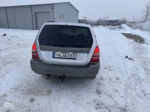 Pelēks Subaru Forester 2003 Šauļi, ar dzinēja tilpumu 2.00 L un nobraukumu 325 tūkst. km par 3550 €, foto 6 vietnē AUTOMOTO.COM.LV
