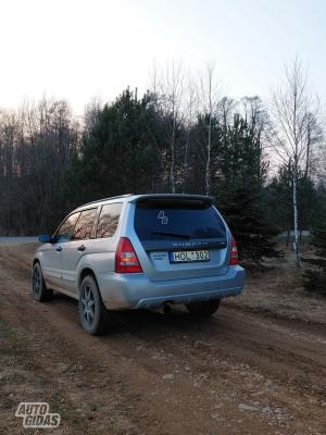 Grey Subaru Forester 2003 in Vilnius, with an engine capacity of 2.00 L and mileage of 303 thousand km for 5100 €, photo 4 on AUTOMOTO.COM.LV