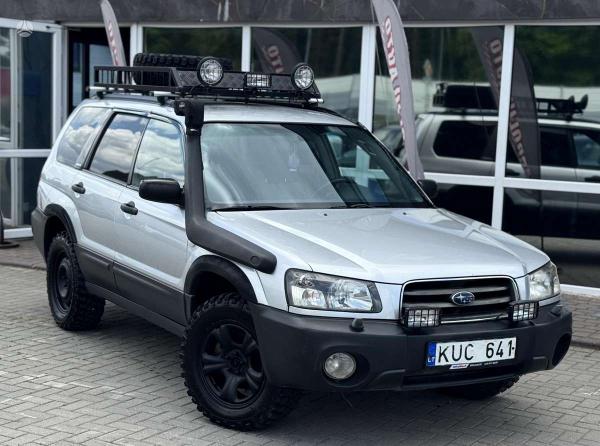 Grey Subaru Forester 2004 in Radviliskis, with an engine capacity of 2.00 L and mileage of 400 thousand km for 4650 €, photo 2 on AUTOMOTO.COM.LV