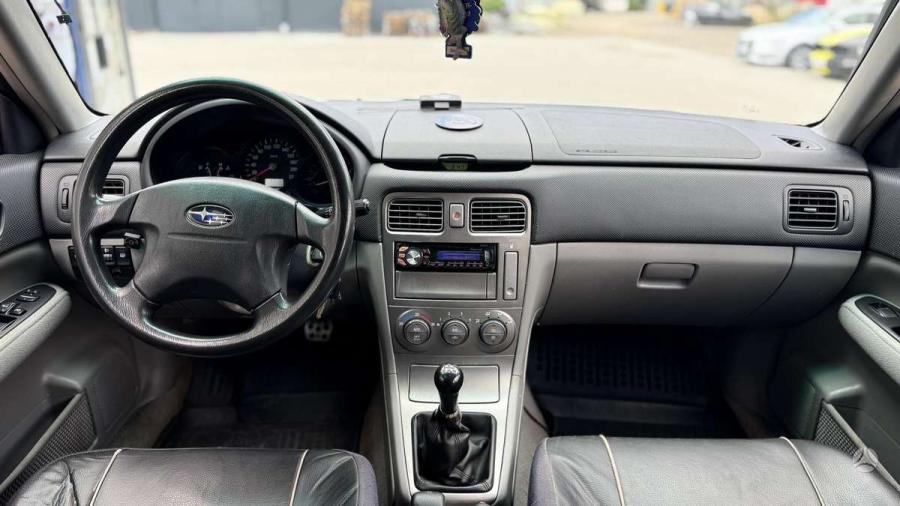 Pelēks Subaru Forester 2004 Radviliškis, ar dzinēja tilpumu 2.00 L un nobraukumu 400 tūkst. km par 4650 €, foto 17 vietnē AUTOMOTO.COM.LV
