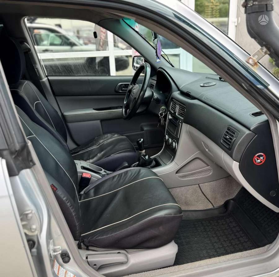 Pelēks Subaru Forester 2004 Radviliškis, ar dzinēja tilpumu 2.00 L un nobraukumu 400 tūkst. km par 4650 €, foto 21 vietnē AUTOMOTO.COM.LV