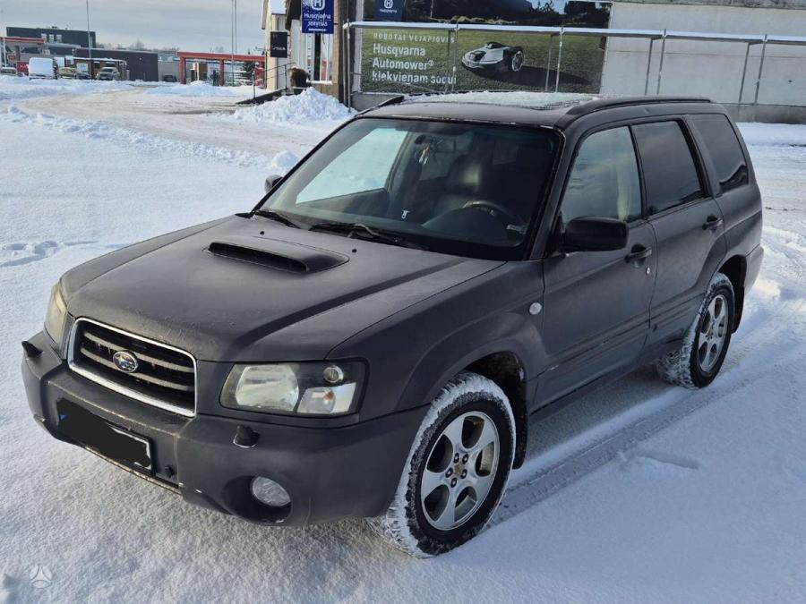 Pelēks Subaru Forester 2005 Šilutė, ar dzinēja tilpumu 2.00 L un nobraukumu 300 tūkst. km par 2900 €, foto 1 vietnē AUTOMOTO.COM.LV