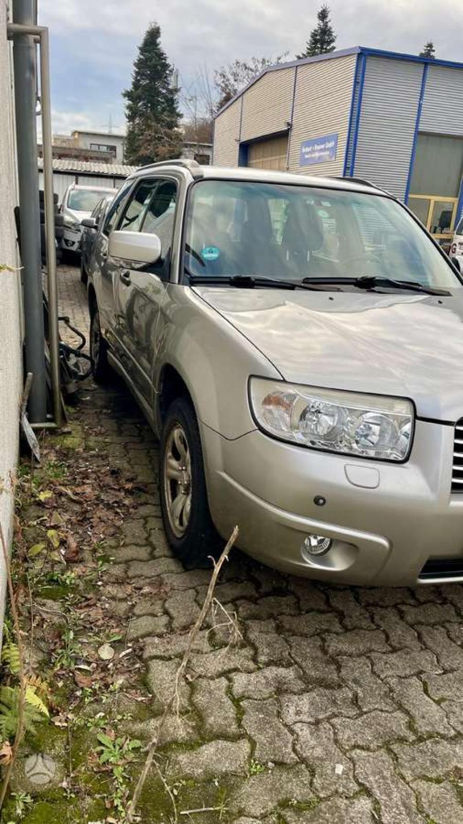 Grey Subaru Forester 2005 in Telschi, with an engine capacity of 2.00 L and mileage of 209 thousand km for 2500 €, photo 4 on AUTOMOTO.COM.LV