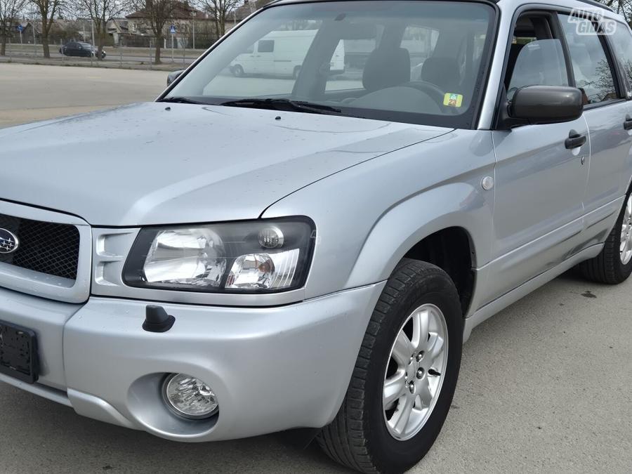 Pelēks Subaru Forester 2005 Šauļi, ar dzinēja tilpumu 2.00 L un nobraukumu 20 tūkst. km par 3550 €, foto 6 vietnē AUTOMOTO.COM.LV