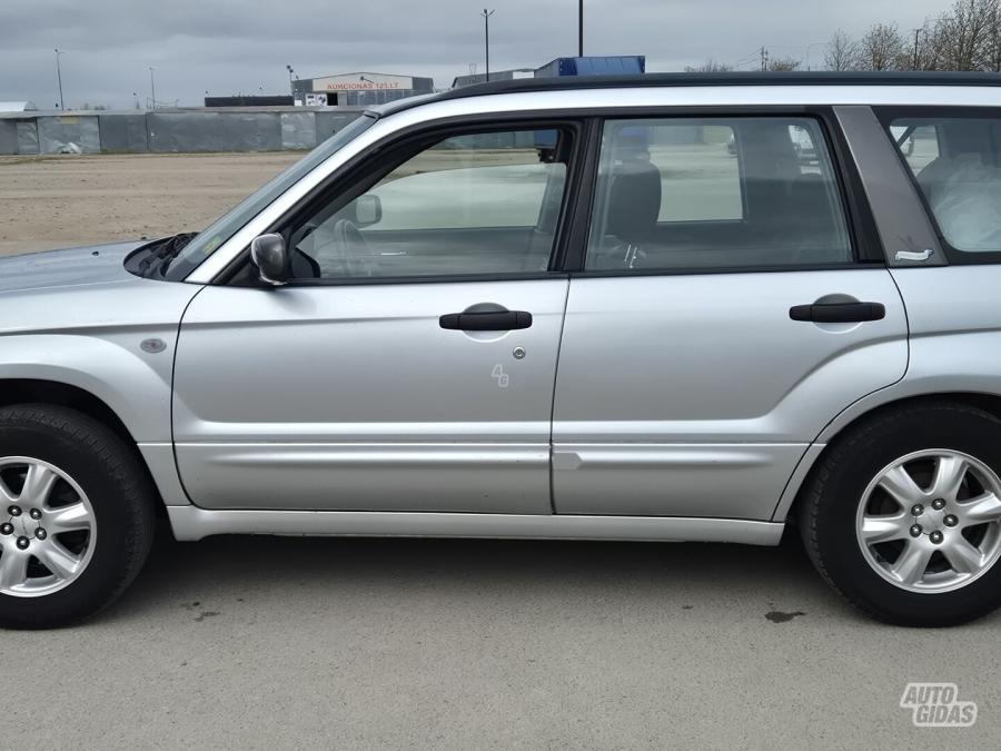 Pelēks Subaru Forester 2005 Šauļi, ar dzinēja tilpumu 2.00 L un nobraukumu 20 tūkst. km par 3550 €, foto 10 vietnē AUTOMOTO.COM.LV