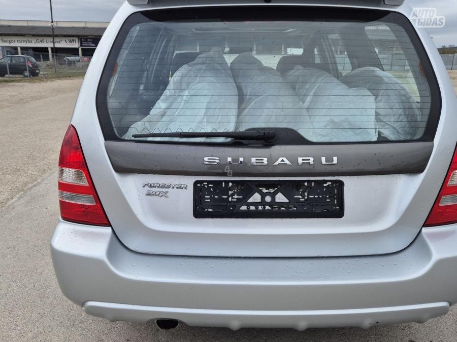 Pelēks Subaru Forester 2005 Šauļi, ar dzinēja tilpumu 2.00 L un nobraukumu 20 tūkst. km par 3550 €, foto 11 vietnē AUTOMOTO.COM.LV