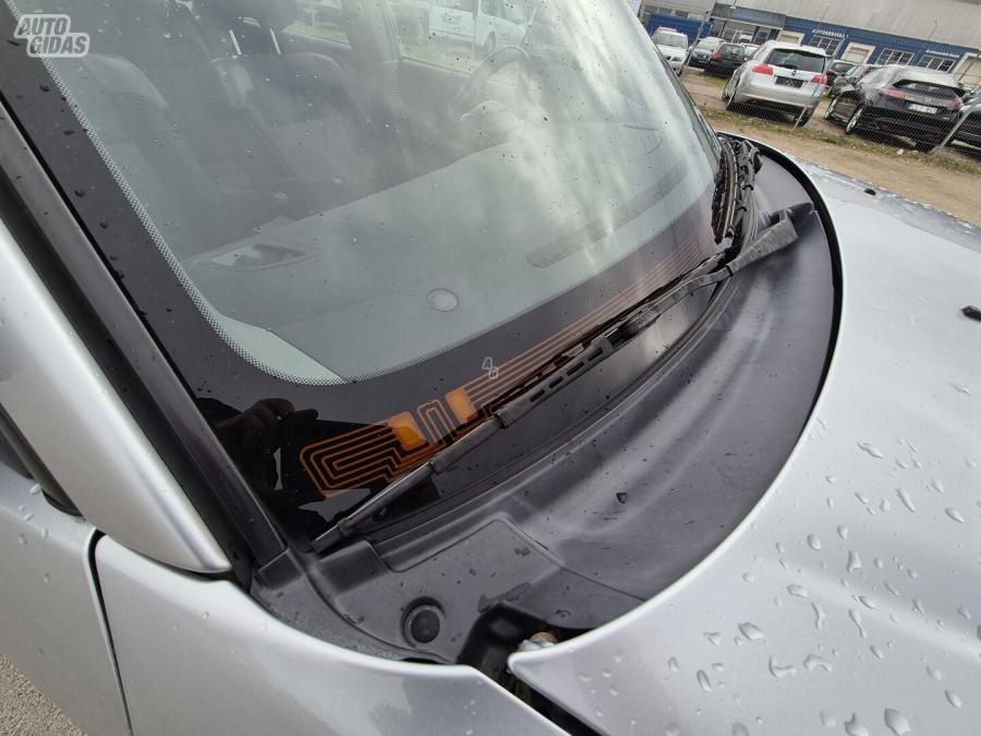 Pelēks Subaru Forester 2005 Šauļi, ar dzinēja tilpumu 2.00 L un nobraukumu 20 tūkst. km par 3550 €, foto 20 vietnē AUTOMOTO.COM.LV