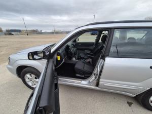 Pelēks Subaru Forester 2005 Šauļi, ar dzinēja tilpumu 2.00 L un nobraukumu 20 tūkst. km par 3550 €, foto 23 vietnē AUTOMOTO.COM.LV