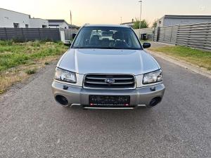 Grey Subaru Forester 2005 in Vilnius, with an engine capacity of 1.99 L and mileage of 225 thousand km for 3750 €, photo 6 on AUTOMOTO.COM.LV