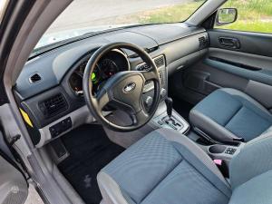 Grey Subaru Forester 2005 in Vilnius, with an engine capacity of 1.99 L and mileage of 225 thousand km for 3750 €, photo 9 on AUTOMOTO.COM.LV