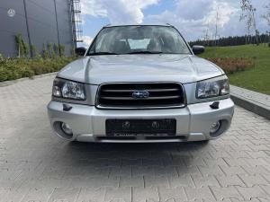 Grey Subaru Forester 2005 in Vilnius, with an engine capacity of 1.99 L and mileage of 217 thousand km for 3800 €, photo 3 on AUTOMOTO.COM.LV