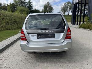 Grey Subaru Forester 2005 in Vilnius, with an engine capacity of 1.99 L and mileage of 217 thousand km for 3800 €, photo 7 on AUTOMOTO.COM.LV