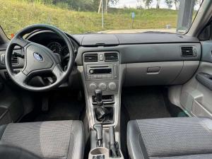 Grey Subaru Forester 2005 in Vilnius, with an engine capacity of 1.99 L and mileage of 217 thousand km for 3800 €, photo 12 on AUTOMOTO.COM.LV