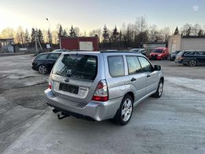 Grey Subaru Forester 2006 in Vilnius, with an engine capacity of 2.46 L and mileage of 276 thousand km for 3300 €, photo 7 on AUTOMOTO.COM.LV