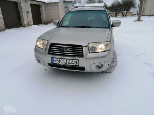 Pelēks Subaru Forester 2006 Utena, ar dzinēja tilpumu 2.00 L un nobraukumu 238 tūkst. km par 2450 €, foto 2 vietnē AUTOMOTO.COM.LV