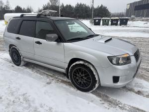 Grey Subaru Forester 2006 in Vilnius, with an engine capacity of 2.50 L and mileage of 392 thousand km for 4900 €, photo 3 on AUTOMOTO.COM.LV