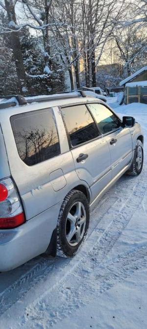 Pelēks Subaru Forester 2006 Mažeikiai, ar dzinēja tilpumu 2.00 L un nobraukumu 286 tūkst. km par 2450 €, foto 3 vietnē AUTOMOTO.COM.LV