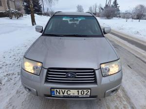 Pelēks Subaru Forester 2006 Kelmė, ar dzinēja tilpumu 1.99 L un nobraukumu 200 tūkst. km par 2900 €, foto 5 vietnē AUTOMOTO.COM.LV