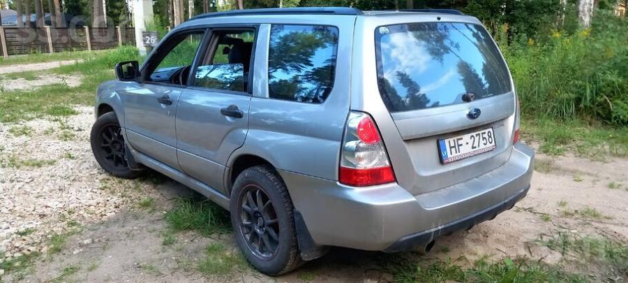 Grey Subaru Forester 2006 in Riga, with an engine capacity of 2.50 L and mileage of 307 thousand km for 2500 €, photo 9 on AUTOMOTO.COM.LV