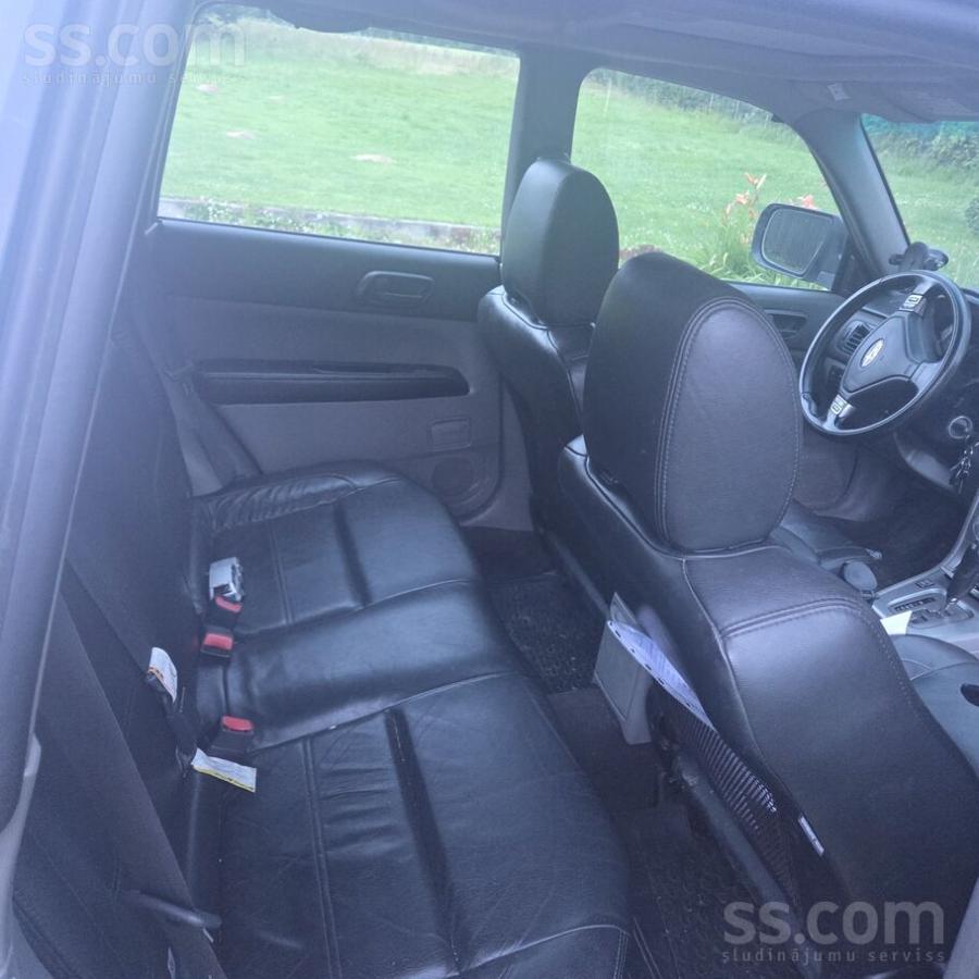 Grey Subaru Forester 2006 in Jekabpils, with an engine capacity of 2.00 L and mileage of 217 thousand km for 2700 €, photo 9 on AUTOMOTO.COM.LV