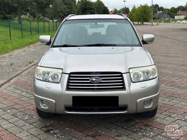 Grey Subaru Forester 2006 in Silute, with an engine capacity of 2.00 L and mileage of 336 thousand km for 2300 €, photo 5 on AUTOMOTO.COM.LV