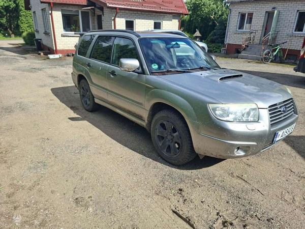Grey Subaru Forester 2006 in Taurage, with an engine capacity of 2.46 L and mileage of 253 thousand km for 4600 €, photo 4 on AUTOMOTO.COM.LV