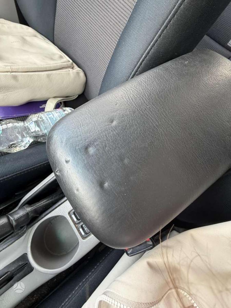 Grey Subaru Forester 2006 in Vilnius, with an engine capacity of 1.99 L and mileage of 244 thousand km for 3500 €, photo 17 on AUTOMOTO.COM.LV