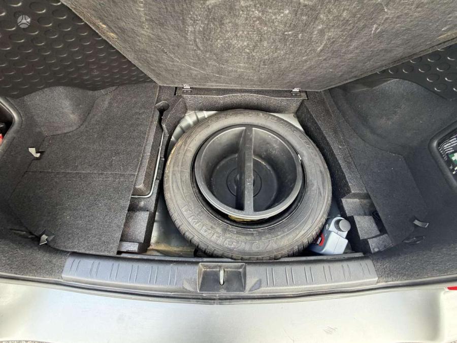 Grey Subaru Forester 2006 in Vilnius, with an engine capacity of 1.99 L and mileage of 244 thousand km for 3500 €, photo 22 on AUTOMOTO.COM.LV