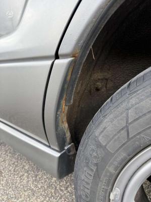 Grey Subaru Forester 2006 in Vilnius, with an engine capacity of 1.99 L and mileage of 244 thousand km for 3500 €, photo 25 on AUTOMOTO.COM.LV