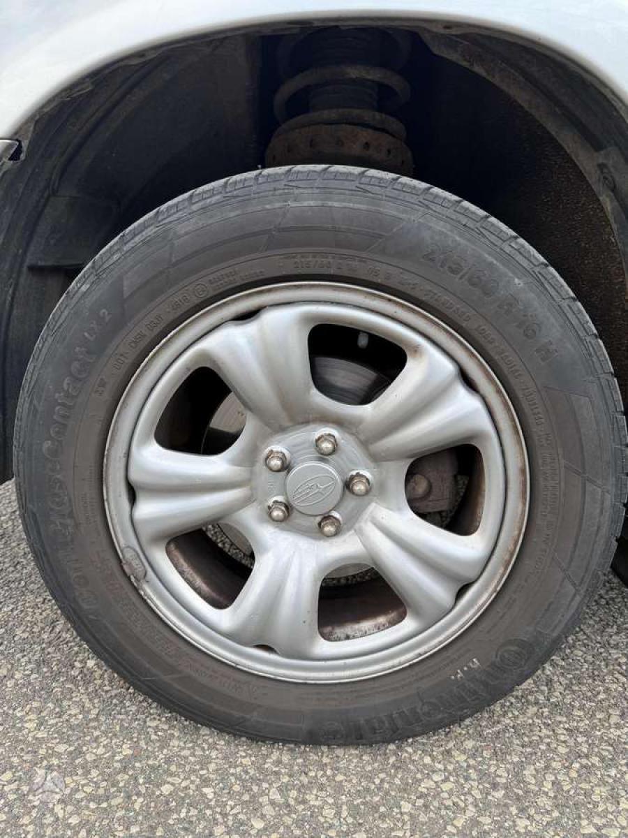 Grey Subaru Forester 2006 in Vilnius, with an engine capacity of 1.99 L and mileage of 244 thousand km for 3500 €, photo 26 on AUTOMOTO.COM.LV