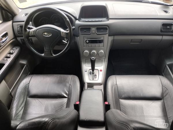 Grey Subaru Forester 2006 in Silute, with an engine capacity of 2.50 L and mileage of 225 thousand km for 5300 €, photo 10 on AUTOMOTO.COM.LV