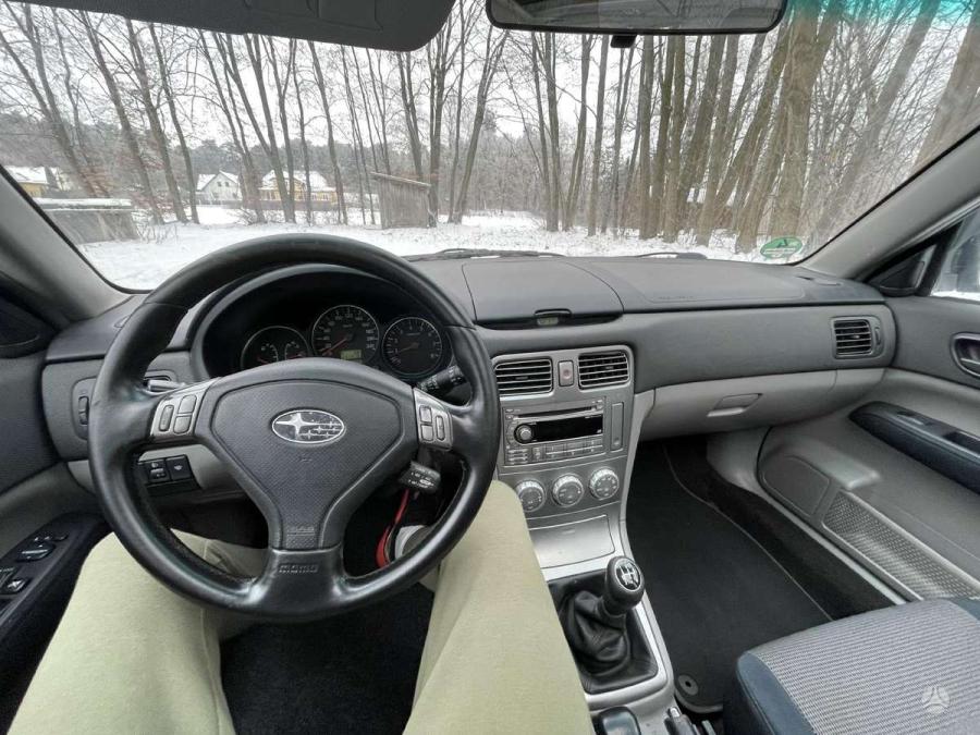Pelēks Subaru Forester 2007 Alīta, ar dzinēja tilpumu 2.00 L un nobraukumu 263 tūkst. km par 2599 €, foto 13 vietnē AUTOMOTO.COM.LV