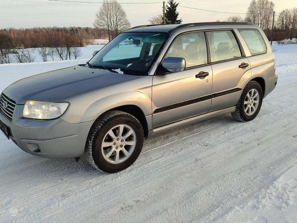 Pelēks Subaru Forester 2007 Kelmė, ar dzinēja tilpumu 1.99 L un nobraukumu 247 tūkst. km par 3700 €, foto 2 vietnē AUTOMOTO.COM.LV